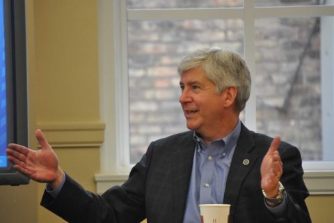 Ex-Michigan GOP Governor endorses Biden in op-ed - 95.3 MNC