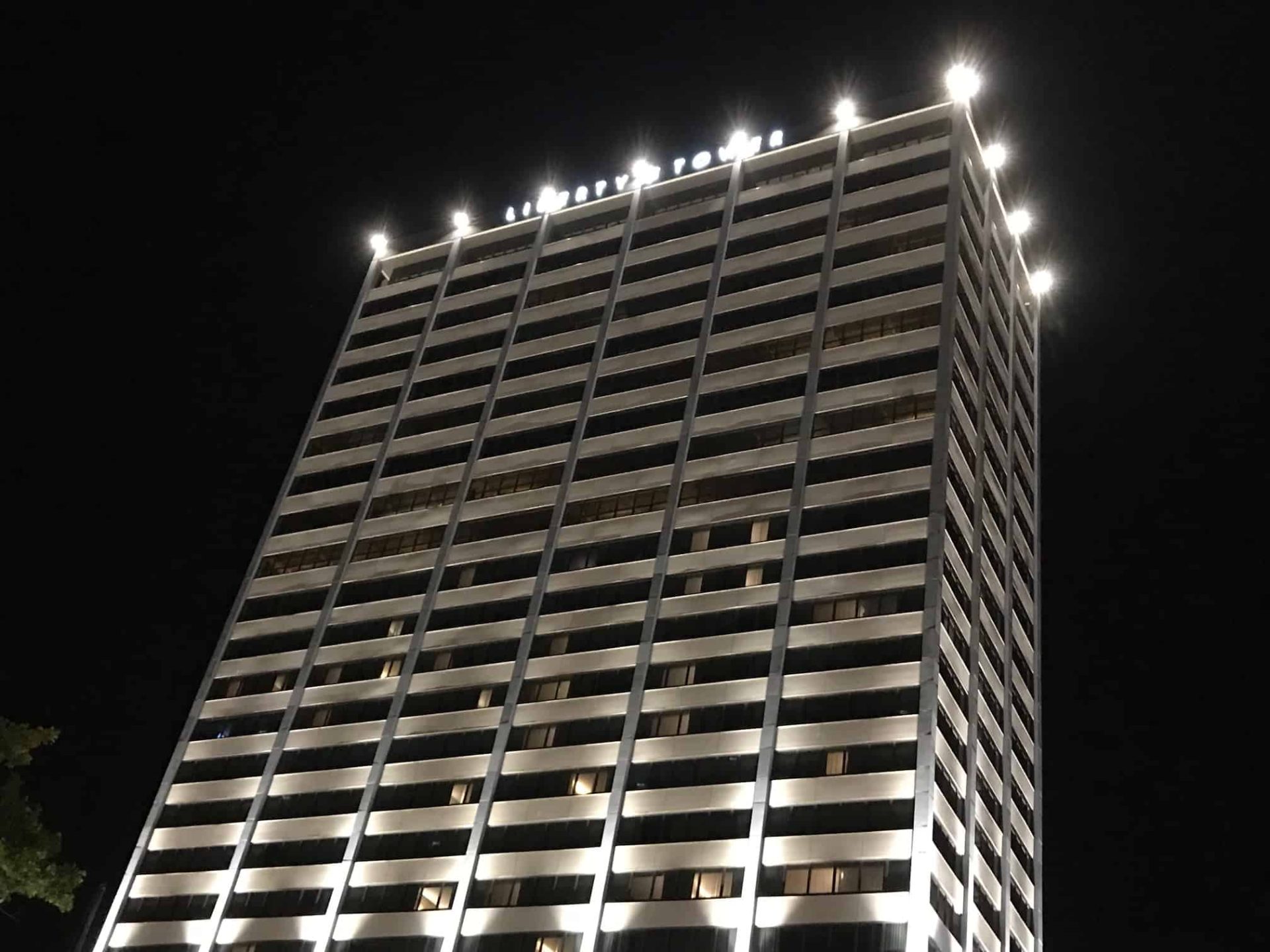 Liberty Tower moves into final phase of renovation process - 95.3 MNC