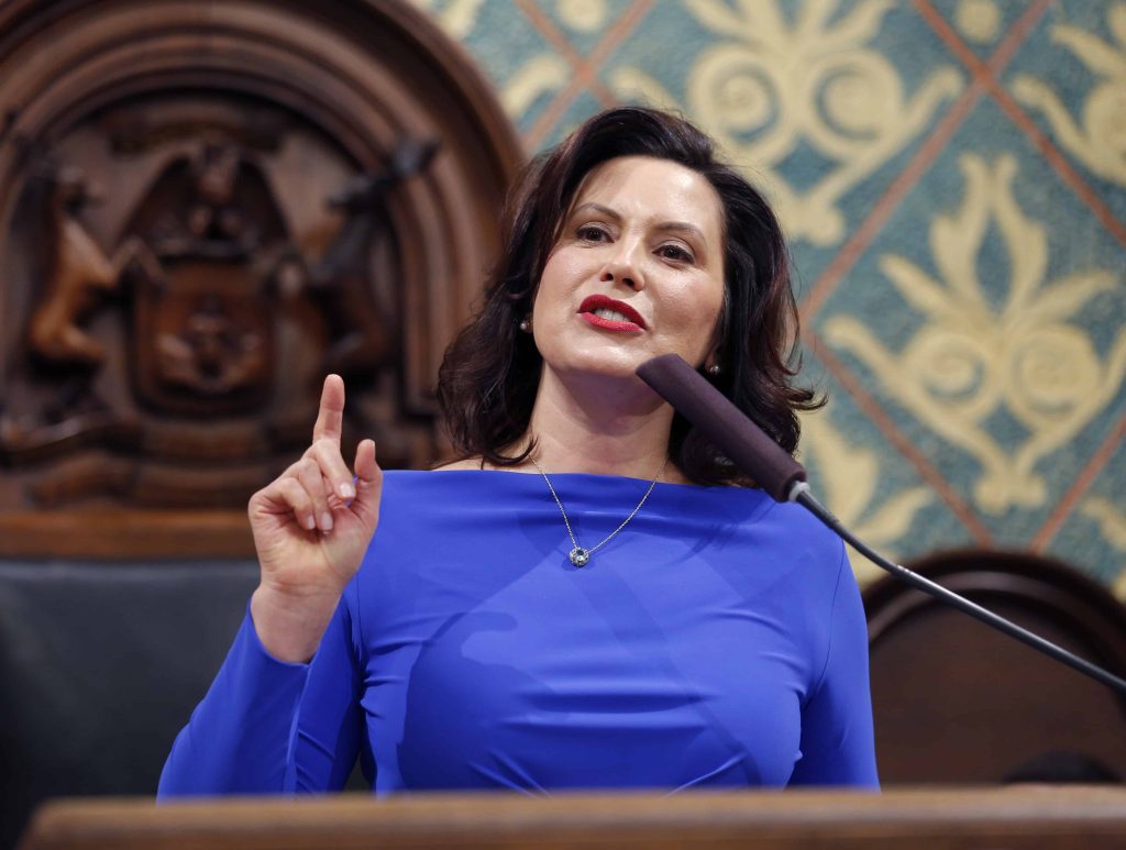 Michigan governor blasts TV story about her appearance - 95.3 MNC