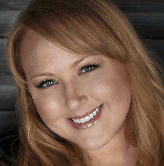 April Hometown Hero #2: Nicole Waldron - 95.3 MNC