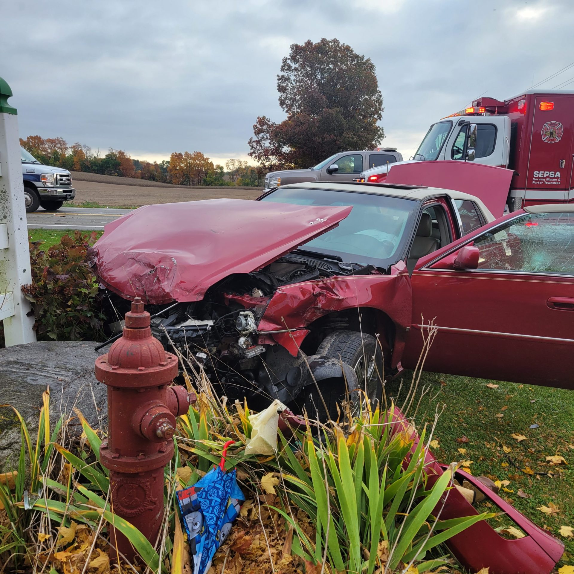 Two vehicles, residence, damaged in Cass Co. injury crash - 95.3 MNC