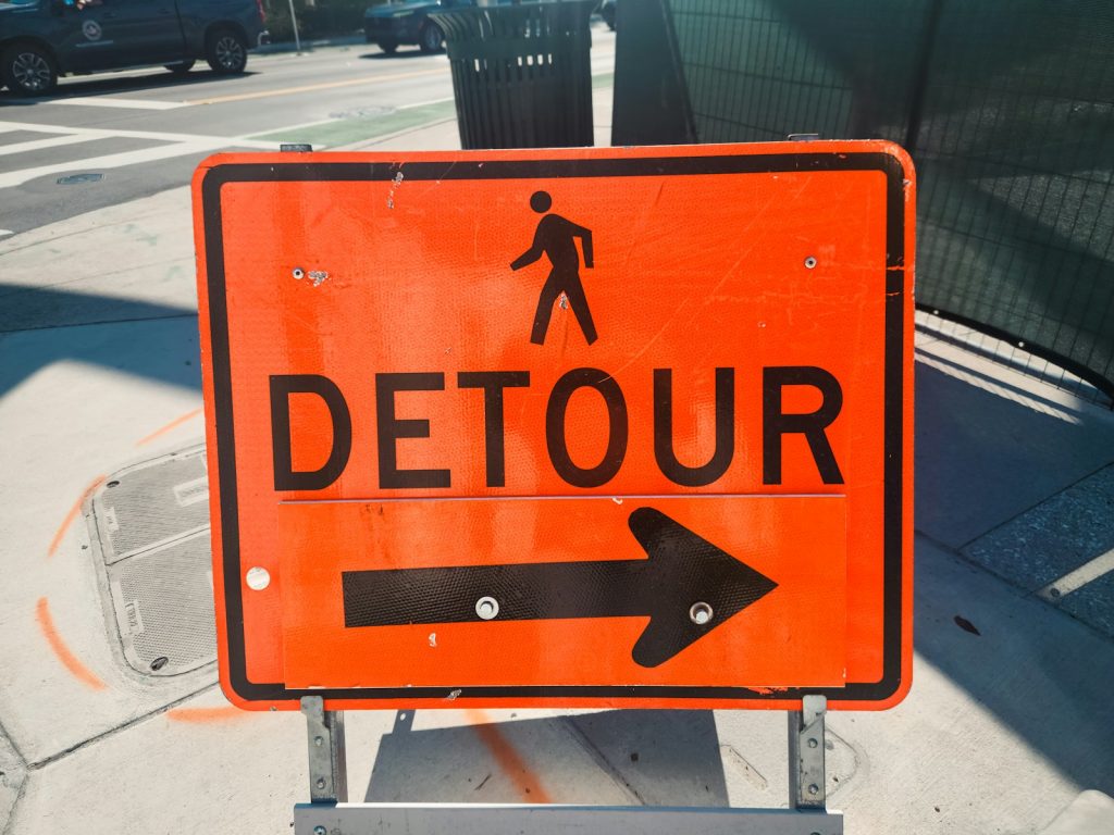 Western Avenue in South Bend shut down due to burst water main ...