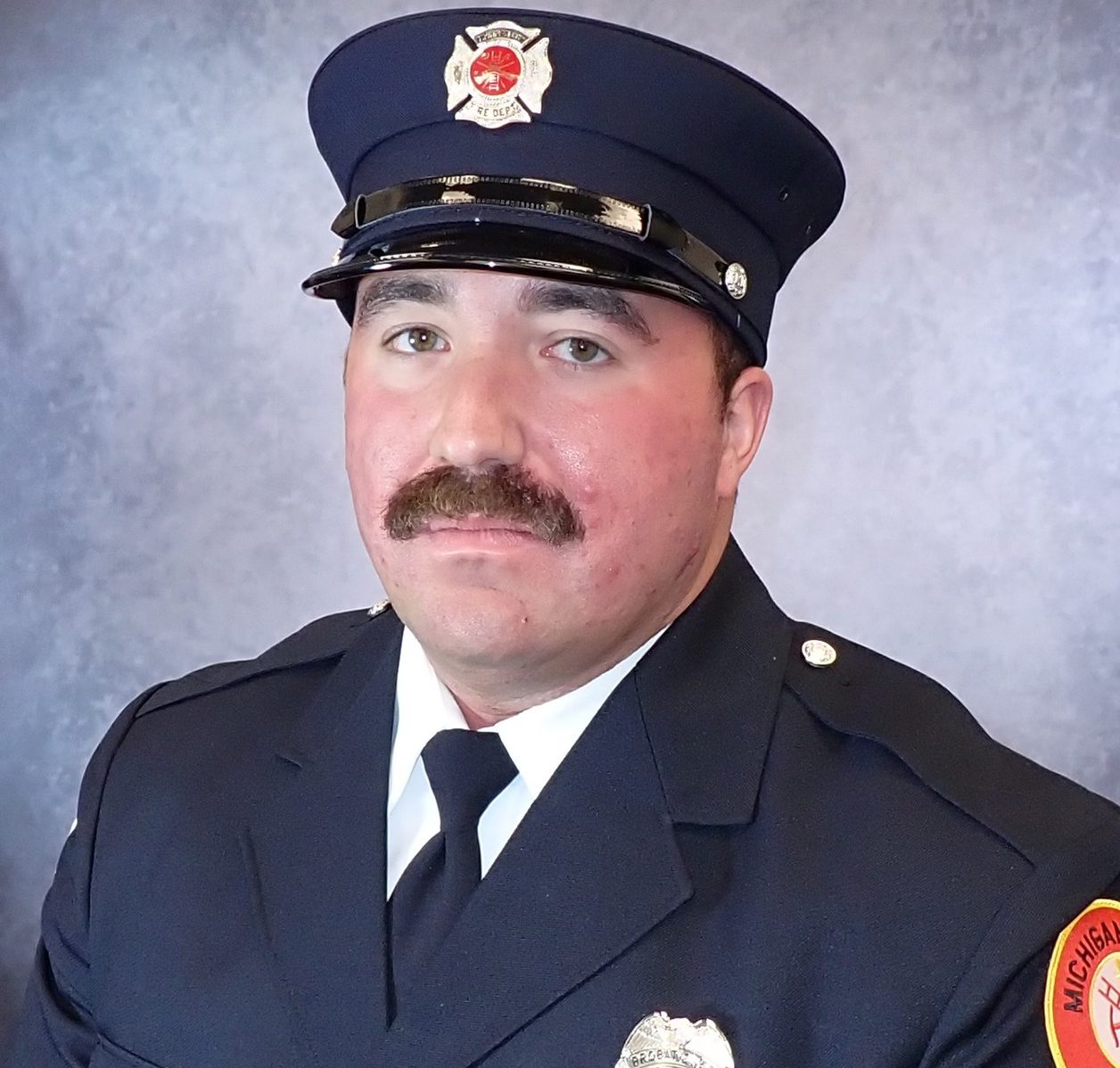 Michigan City firefighter killed in fiery crash - 95.3 MNC
